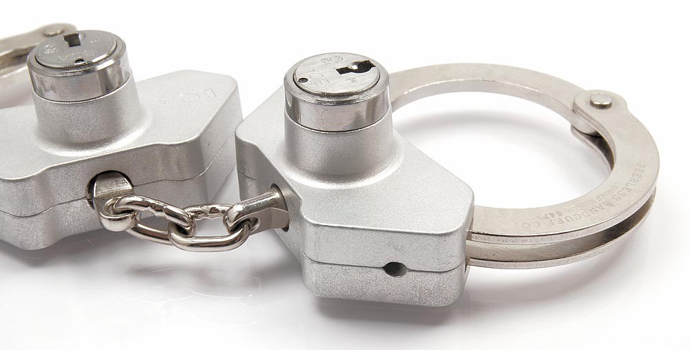 Buy Model 710C - High Security Chain Link Handcuff - Peerless Online at Best price - ON